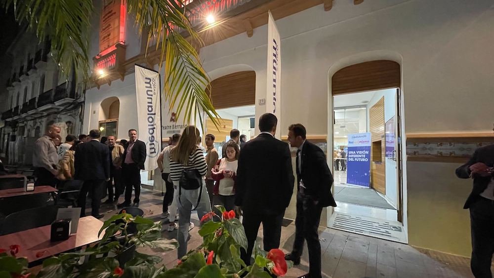 Luca Lazzarini enciende la chispa del "Razoptimismo" en Gandia